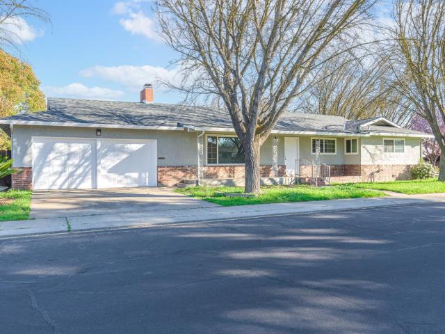 1713 Wolverine Way, Modesto, CA 95355 | MLS #226024 | Compass