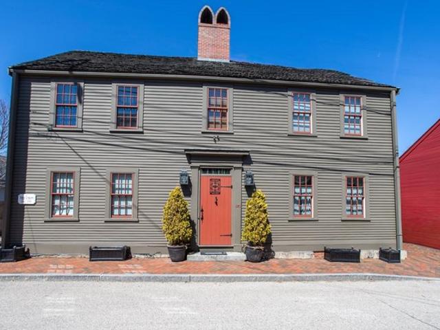 171 Gates St, Portsmouth, NH 03801