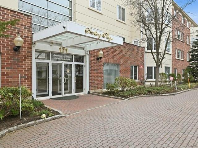 171 Great Neck Rd Apt 4L, Great Neck, NY 11021