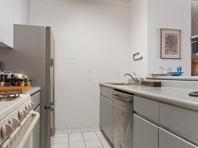 171 E 84TH Street 6H