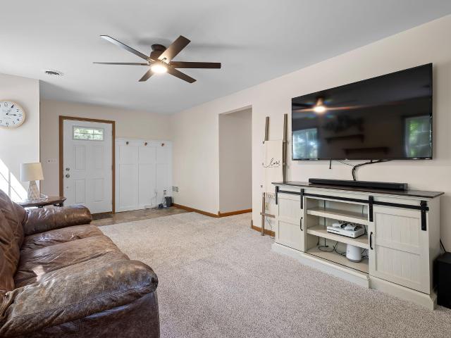 171 E State Road 10