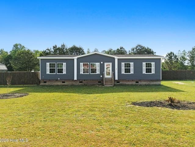 171 Emily Dr, Chadbourn, NC 28431