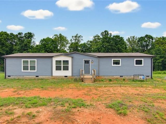 171 Free Bird Ln, Madison, NC 27025