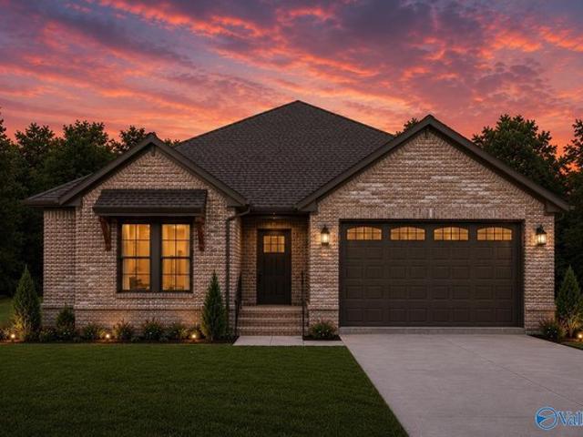 171 Krimson Cir, Albertville, AL 35951
