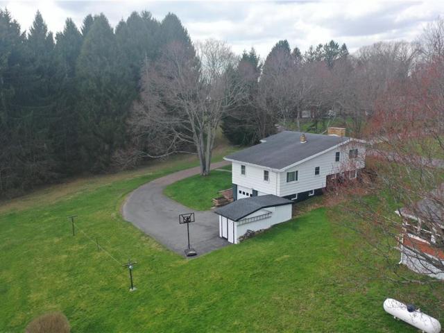 171 Holly Ln, Somerset, PA 15501 | MLS #1746 | Compass