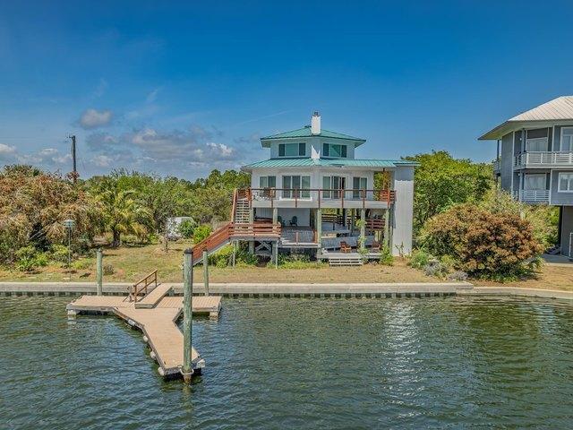 171 Harbour Point Dr, Crawfordville, FL 32327