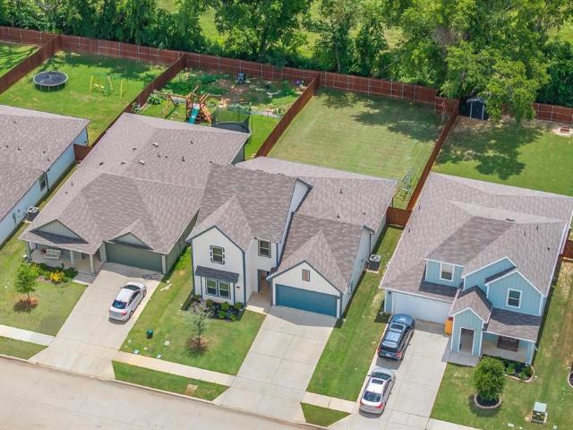 171 Hunters Way