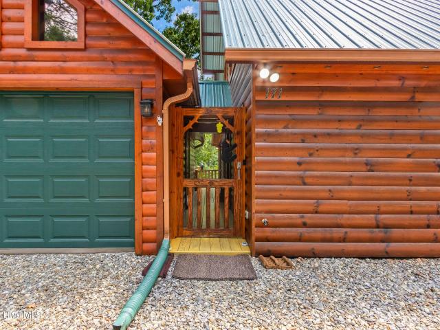 171 Laurel Oak Lane