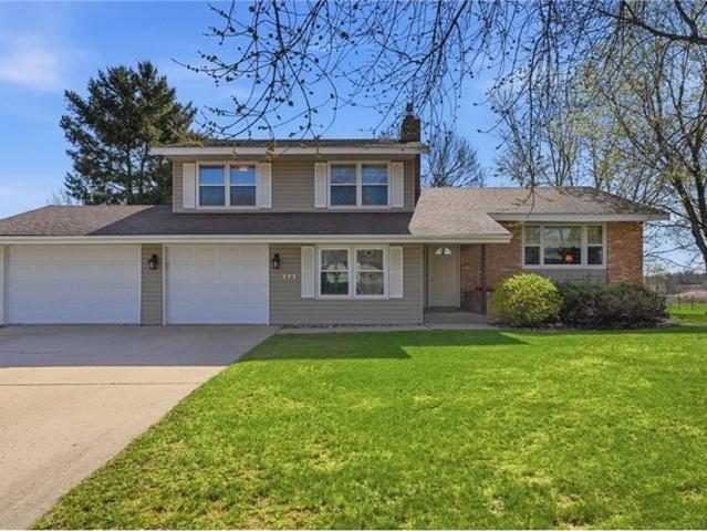 171 Lakeview Dr, Spicer, MN 56288