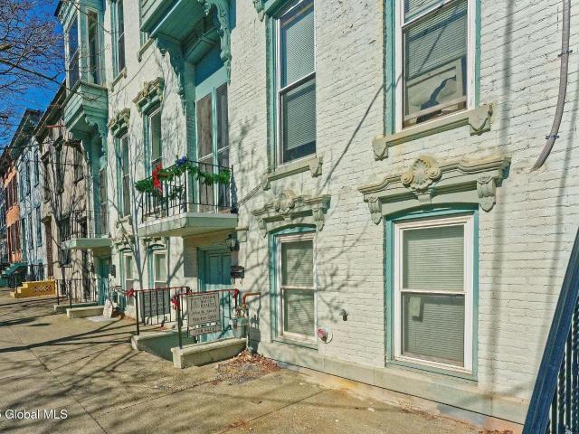 171 Lancaster St, Albany, NY 12210 | MLS #202613 | Compass