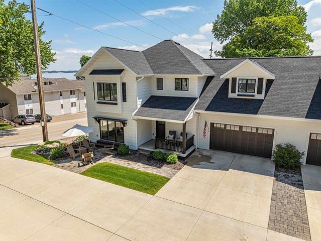 171 Linden Dr Unit D, Arnolds Park, IA 51331