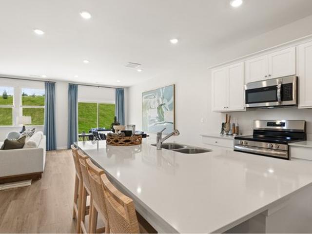 171 Milledge Commons Dr, Milledgeville, GA 31061