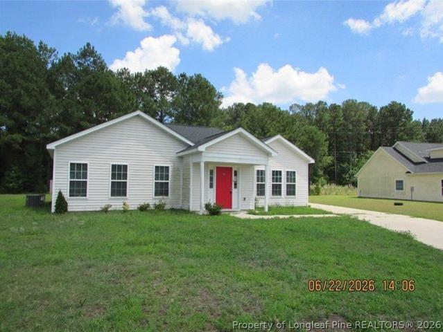 171 Miry Creek Ln, Clinton, NC 28328