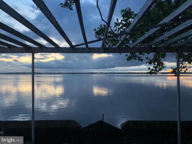 171 N River Drive