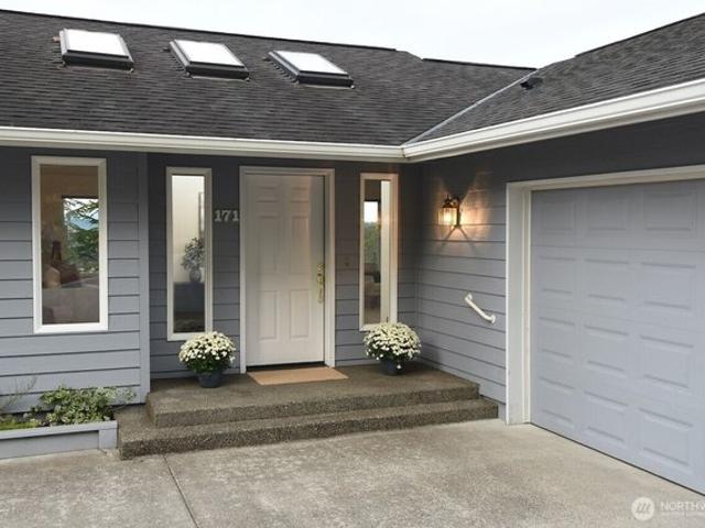 171 NE Fair Oaks Ter, Chehalis, WA 98532