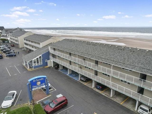 171 SW Highway 101 Unit 221, Lincoln City, OR 97367