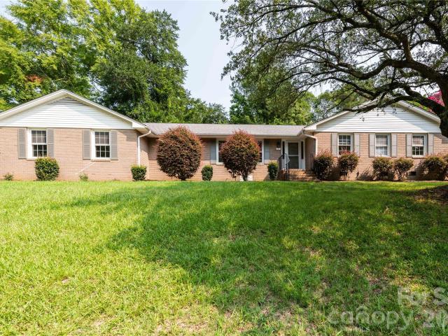 171 Suburban Avenue NE