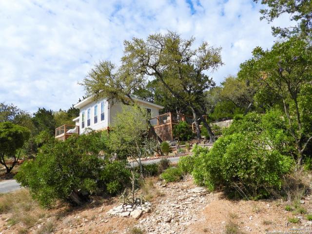 171 Sunset Dr, Lakehills, TX 78063 | MLS #1868