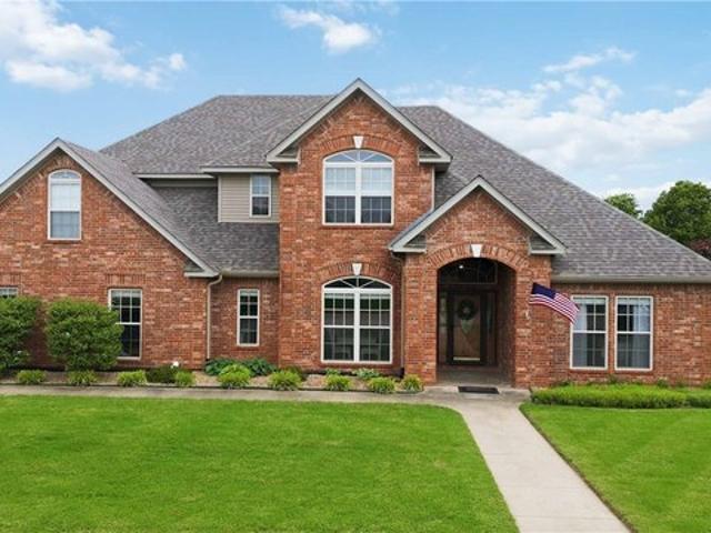 171 W Trotters Xing, Farmington, AR 72730