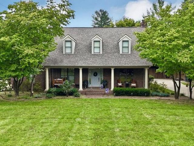 171 W Cedar Dr, Pikeville, KY 41501