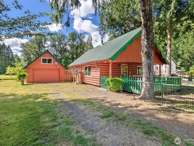 171 Tilton Dr, Morton, WA 98356