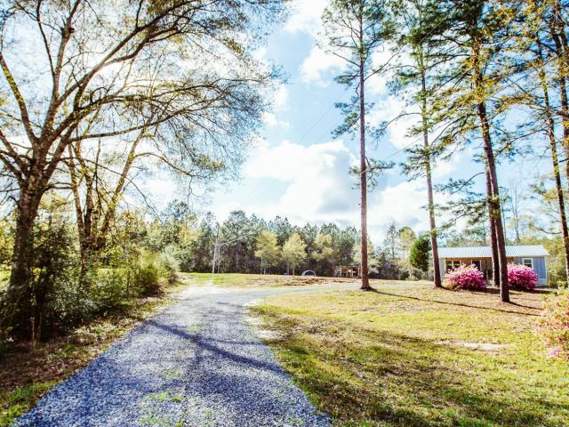 17243 Shaw Rd Road