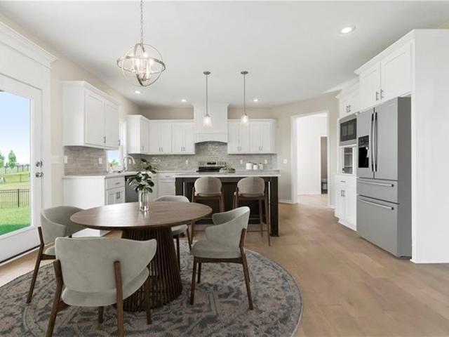 17240 W 164th St, Olathe, KS 66062
