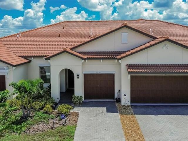 17240 Holly Well Ave, Wimauma, FL 33598