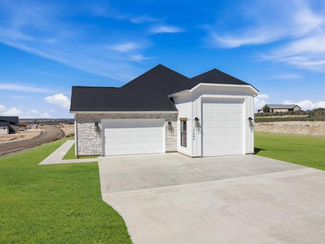 17244 Triple Crown Pl