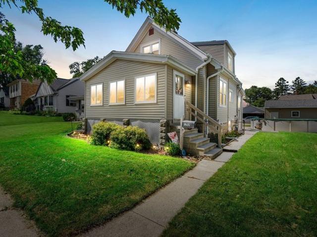 1724 Madison Ave, South Milwaukee, WI 53172