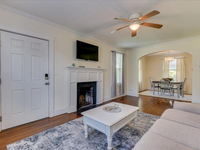 1724 Oak Drive