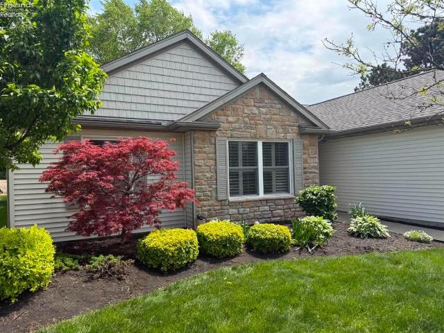 1724 Courtney Lane