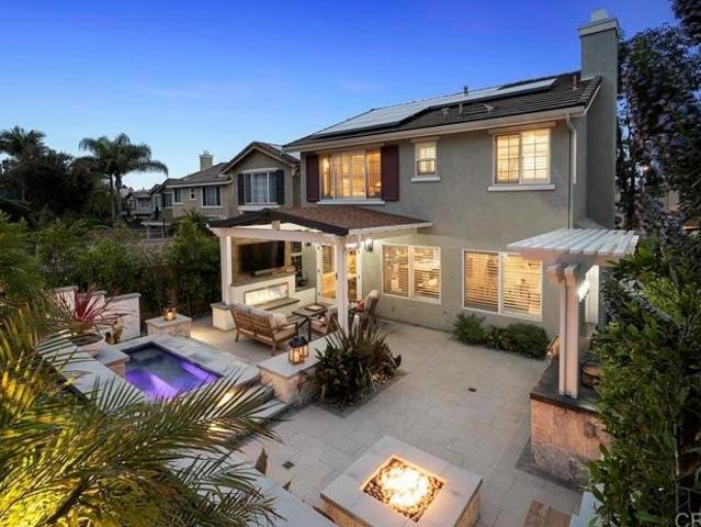 1724 Creekside Ln, Vista, CA 92081
