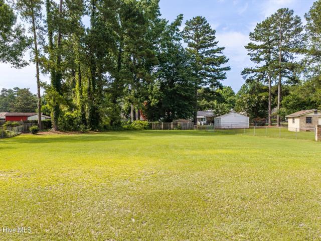 1724 Deerwood Drive