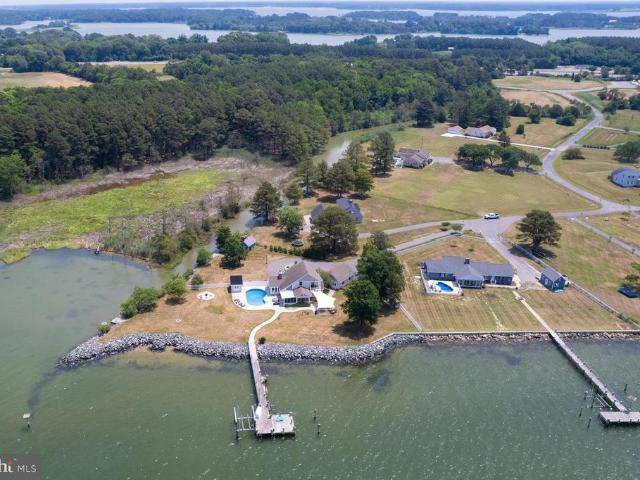 1724 Ferry Point Court