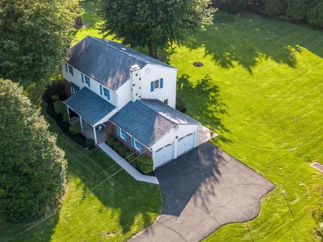 1724 Howe Lane