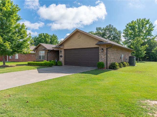 1724 Riley Circle