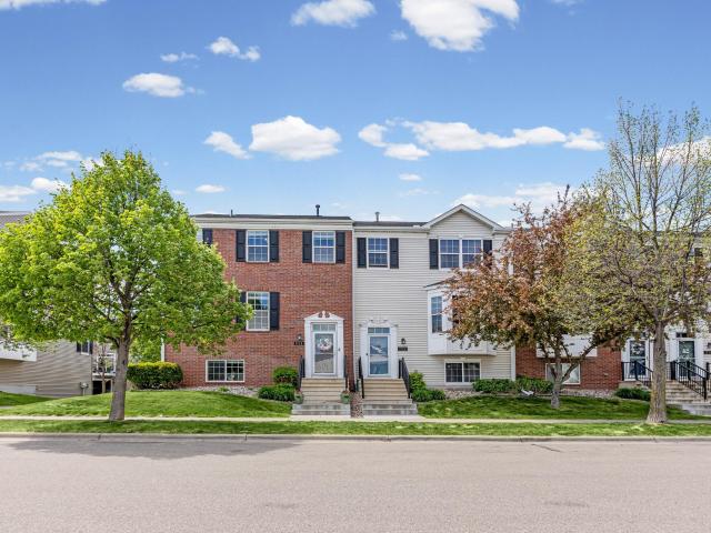 1724 Riverside Drive