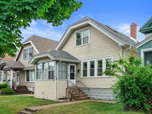 1724 S 72nd St, West Allis, WI 53214