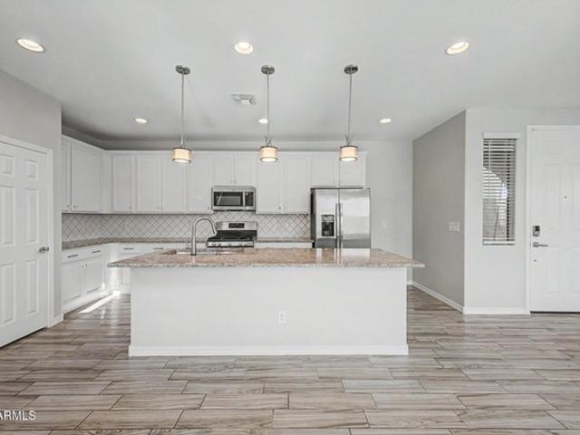 1724 S 82nd Pl, Mesa, AZ 85209