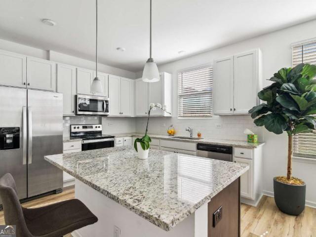 1724 Tolstoy Lane 1724