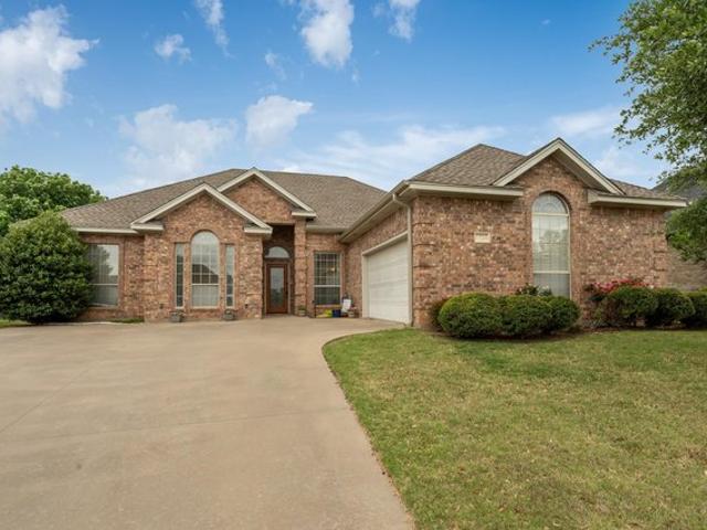 1724 Woodridge Dr, Wichita Falls, TX 76310