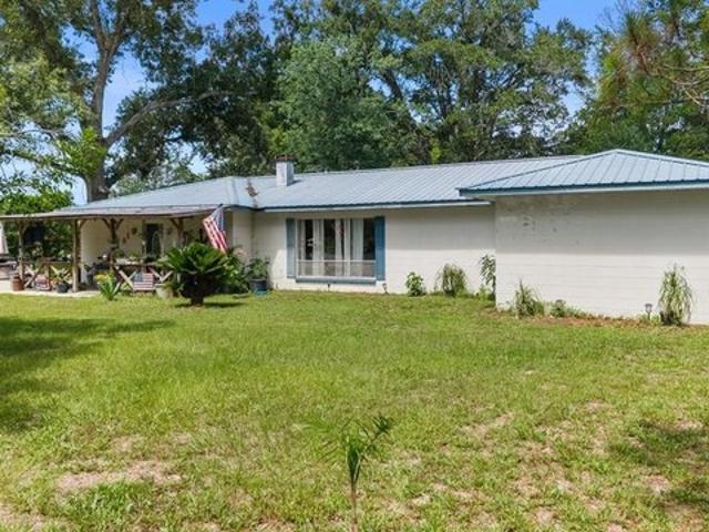 17250 NW 26th Ct, Trenton, FL 32693