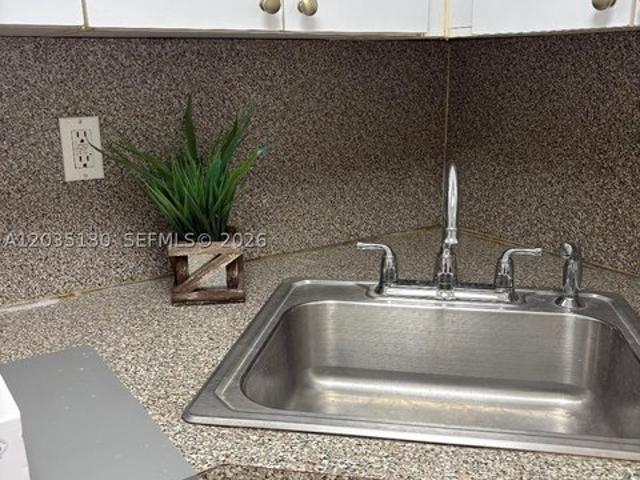 17255 SW 95th Ave Apt 153, Palmetto Bay, FL 33157