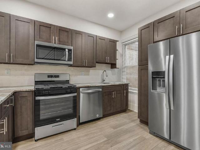 1725 N 27Th Street