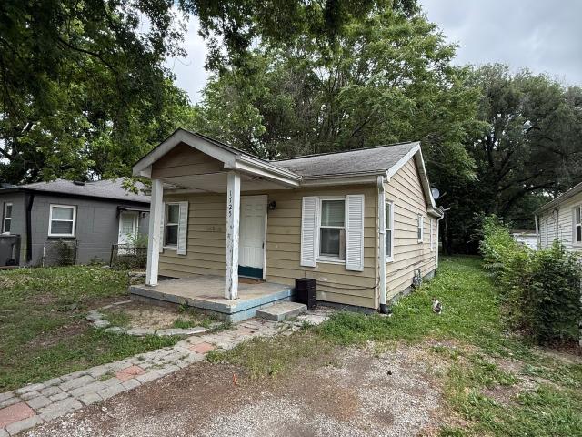 1725 N Livingston Avenue