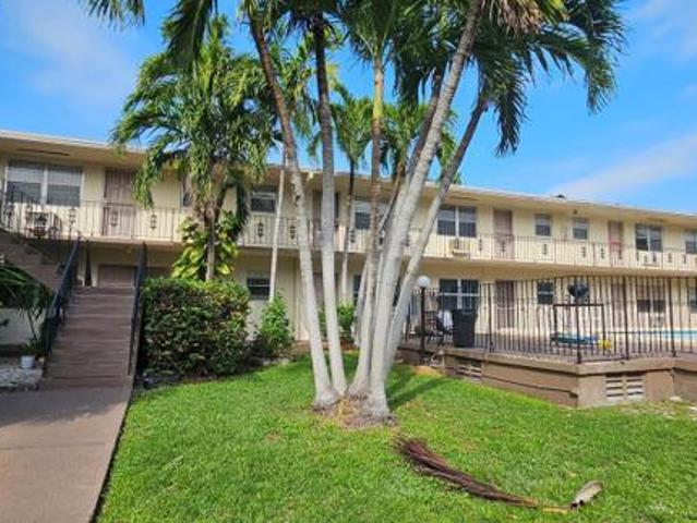 1725 NE 116th Rd #1, North Miami, FL 33181