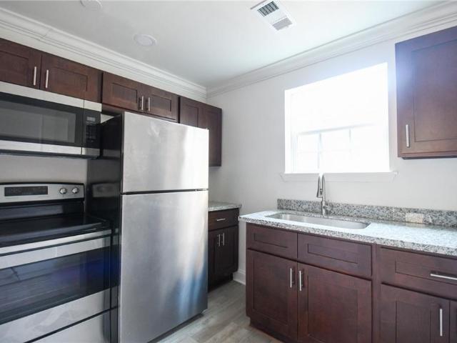 1725 Dumaine Street # 104