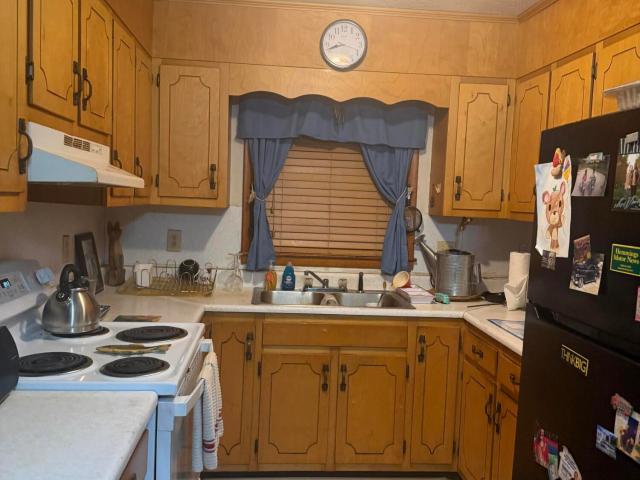 1725 Harrells Highway