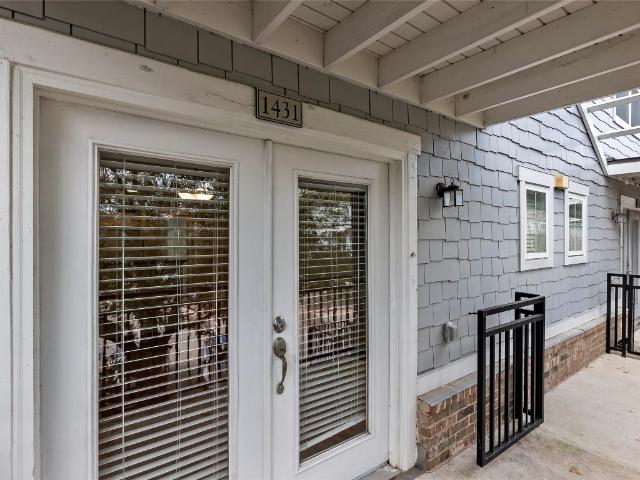 1725 Harvey Mitchell Parkway S 1431
